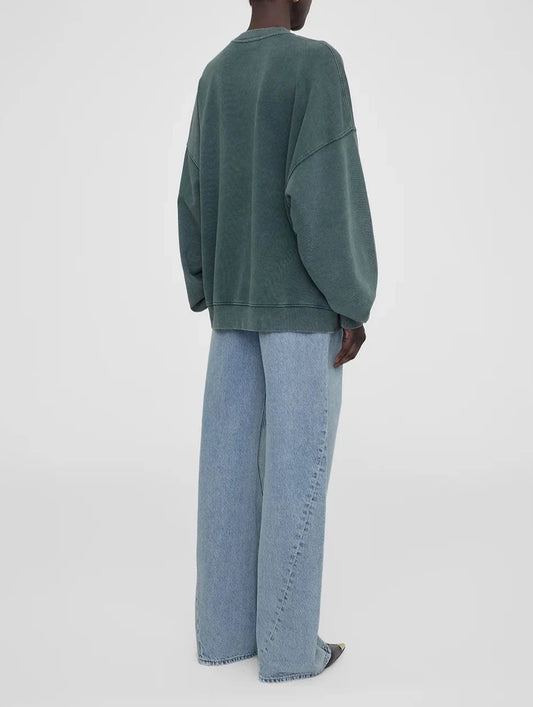 Pell 1990 | Classic. Cool. Feminine.